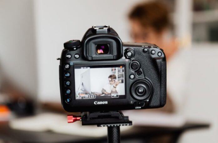 Cameras Buying Guide for Beginners